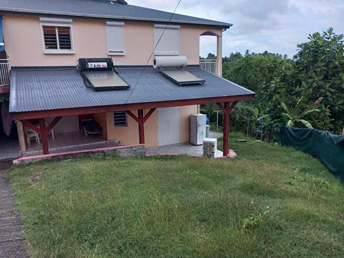 Maison à louer - Sainte-Anne - 3 pièces - 2 chambres