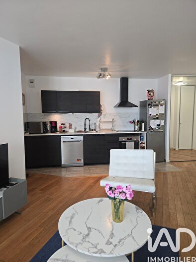 Clichy, République, Victor Hugo : Appartement 3 pièces à vendre