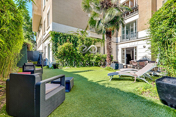 Appartement à louer - Paris e , Muette-Nord, Trocadéro - 6 pièces - 5 chambres