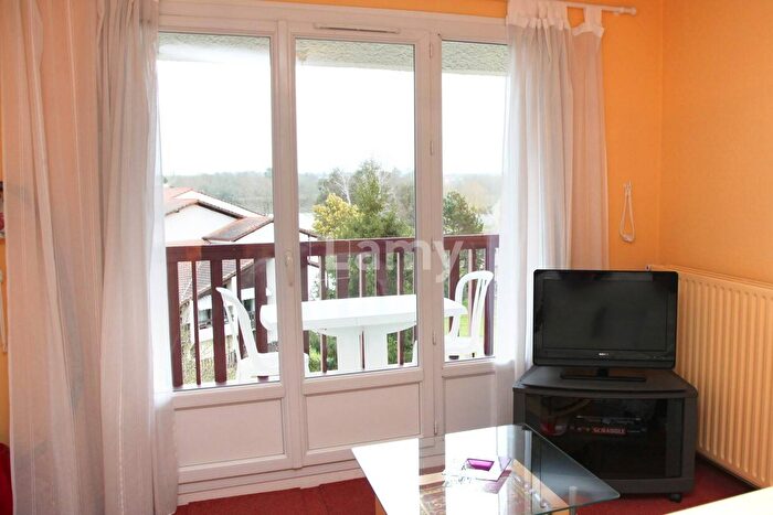 Appartement à louer - Haut-Saint Pierre, Dax - 1 pièce