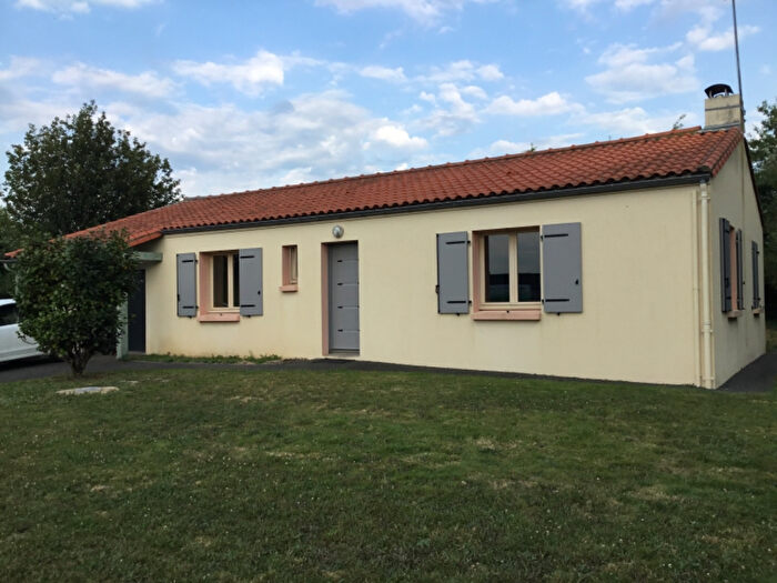 Maison à louer - Villedieu-la-Blouère - 4 pièces - 2 chambres