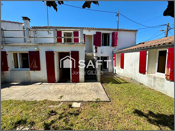 Saint-Pierre-d'Oléron : Maison 5 pièces à vendre