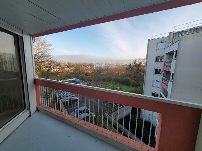 Rezé, Hôtel de Ville : Appartement 3 pièces à vendre