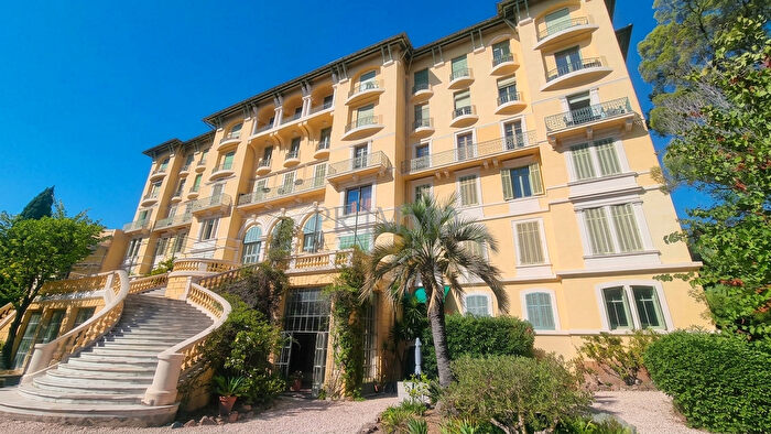 Fréjus, Gallieni : Appartement 4 pièces à vendre