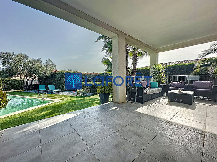 Maison à vendre - Le Muy - 4 pièces - 3 chambres