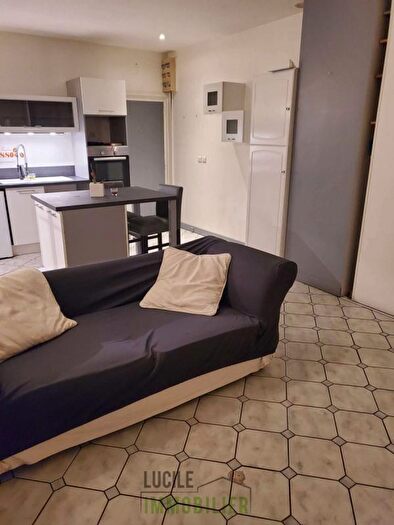 Montataire, Bas de la ville : Appartement 2 pièces à louer