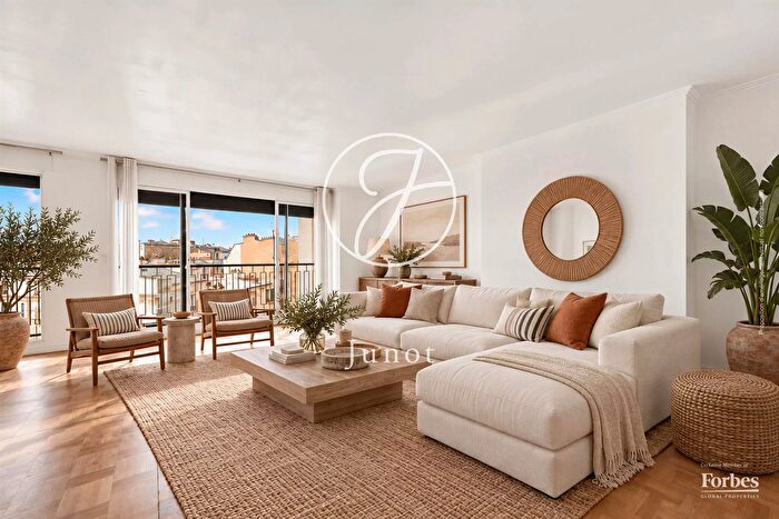 Appartement 5 pièces à vendre à Paris 16ème, Muette-Nord, Trocadéro
