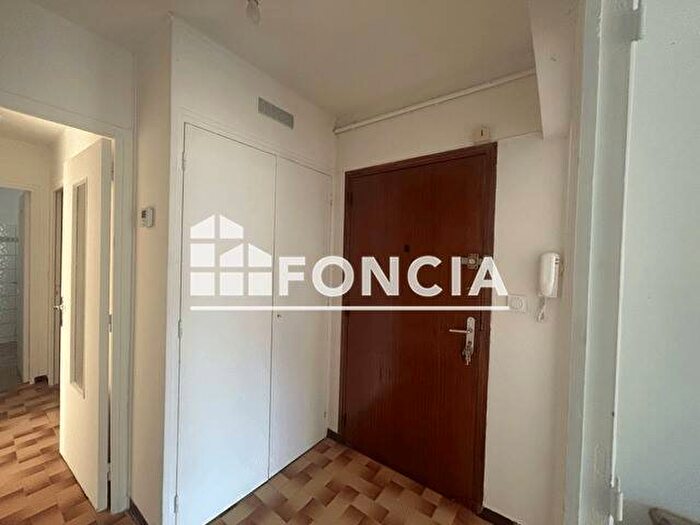 Centre Ville, Digne-les-Bains : Appartement 3 pièces à louer