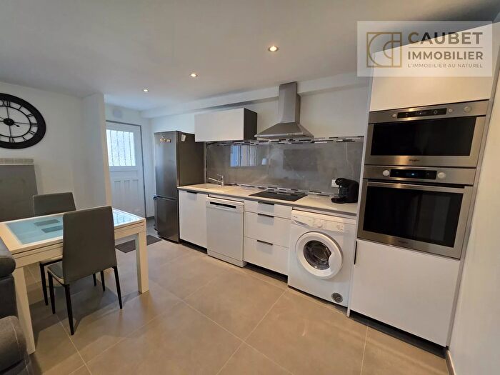 Appartement à vendre - Tarbes, Centre-ville - 2 pièces - 1 chambre