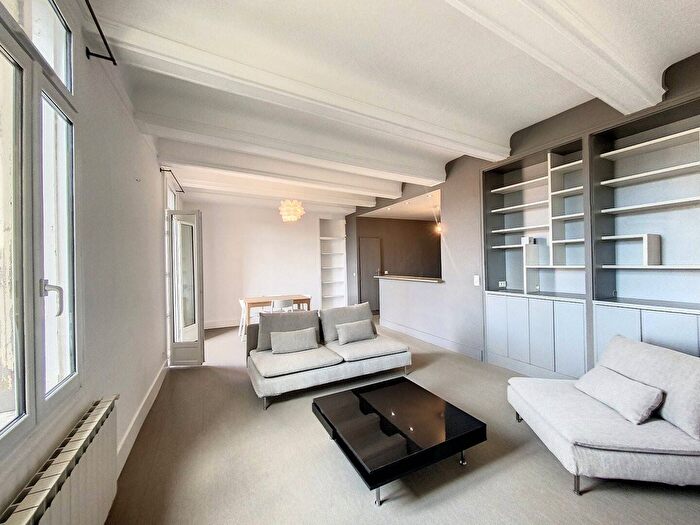 Appartement à louer - Centre Historique, Montpellier - 3 pièces - 2 chambres