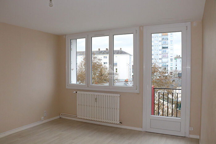 Appartement à louer - Laval, Les Fourches - 2 pièces - 1 chambre