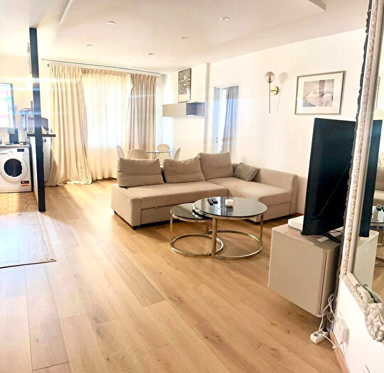 Courbevoie, Hôtel de ville - Appartement 2 pièces à louer