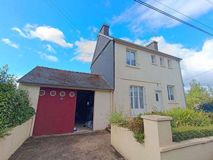 Maison à vendre - Châteauneuf-du-Faou - 6 pièces - 3 chambres