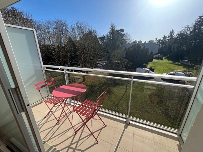 Appartement à louer - Vaucresson - 1 pièce