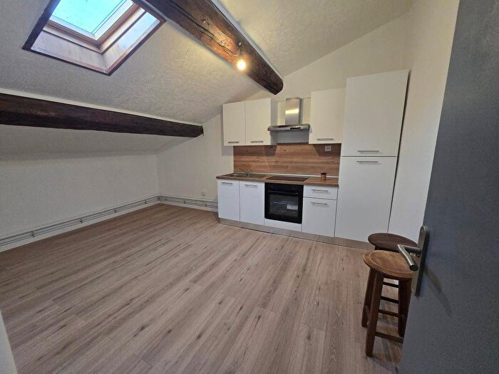 Appartement à louer - Centre Ville, Bar-le-Duc - 2 pièces - 1 chambre