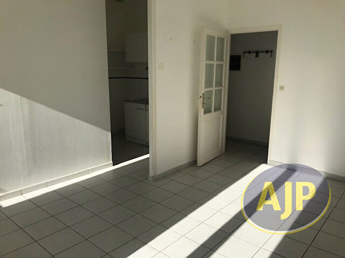 Appartement à louer - Cugand - 2 pièces - 1 chambre