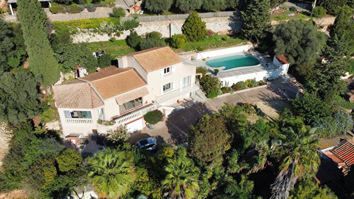 Ollioules, Saint-Joseph, Gare : Maison 5 pièces à vendre