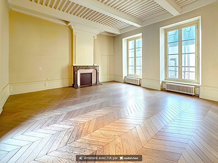 Appartement 7 pièces à Clermont-Ferrand, Delille, Cathédrale, La Gare, à vendre
