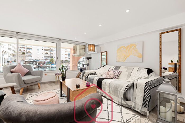 Appartement à vendre - Fréjus, Fréjus Plage - 3 pièces - 2 chambres