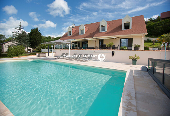 Maison à vendre - Alise-Sainte-Reine - 8 pièces - 5 chambres