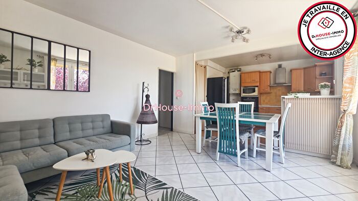 Appartement 4 pièces à vendre à Nozay