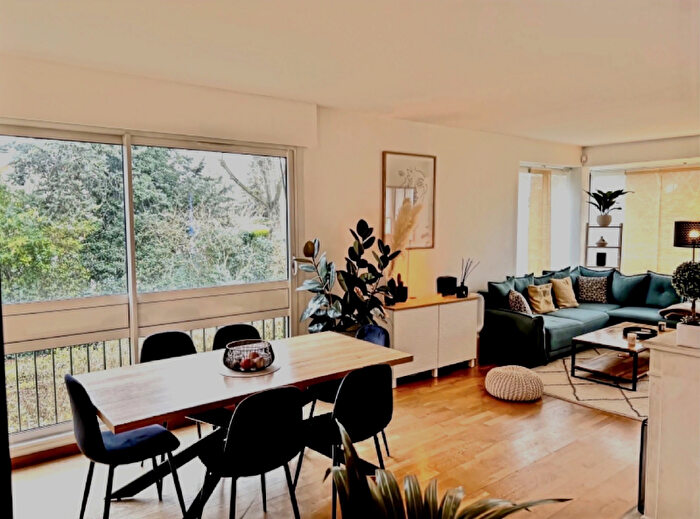 Fontenay-le-Fleury, Plaine : Appartement 3 pièces à vendre