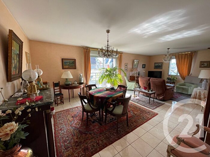 Appartement 3 pièces à vendre - Brive-la-Gaillarde, Centre-ville, Pont Cardinal, Champanatier