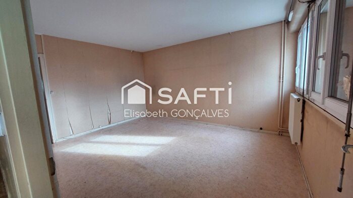 Appartement 3 pièces à Orléans, Gare, à vendre