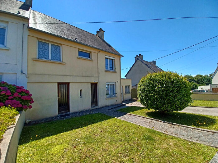 Maison à vendre - Carhaix-Plouguer - 4 pièces - 3 chambres