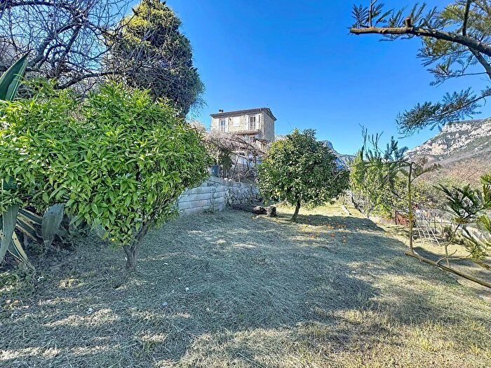 Châteauneuf-Grasse - Maison 7 pièces à vendre