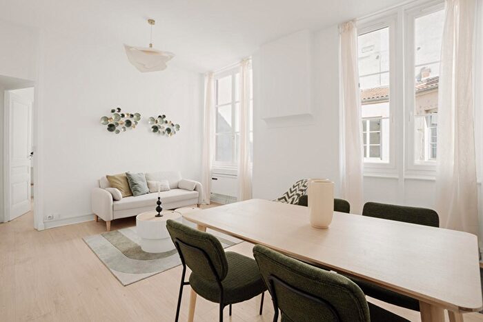 Appartement à vendre - Lyon e , Cordeliers Bellecour - 3 pièces - 2 chambres