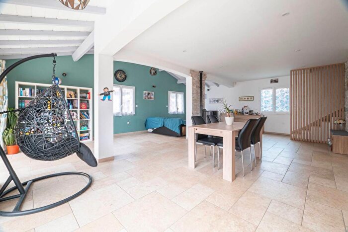 Maison à vendre - Mouguerre - 6 pièces - 5 chambres