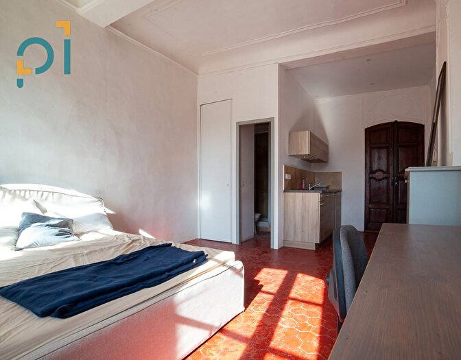 Appartement 1 pièce à louer à Cadenet