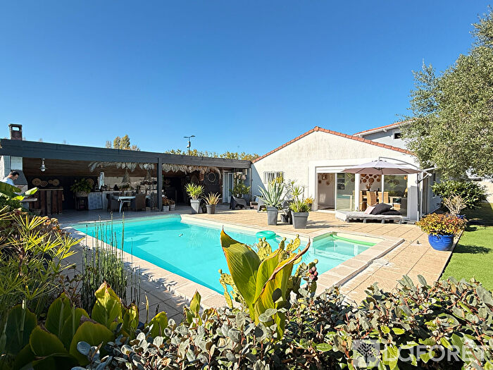 Maison à vendre - La Teste-de-Buch, Les Chênes Verts, Bordes, Clair-Bois, Pinède de Conteau - 4 pièces - 3 chambres