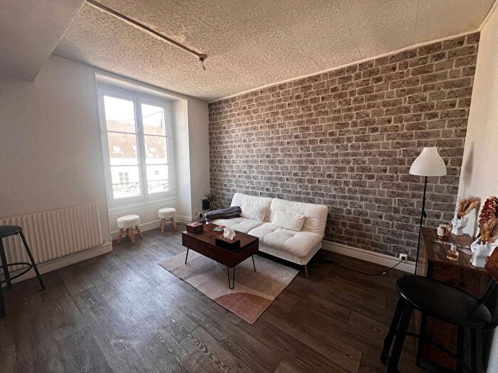 Appartement 3 pièces à louer à Centre Ville, Crépy-en-Valois