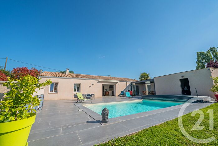 Maison à vendre - Cozes - 5 pièces - 4 chambres