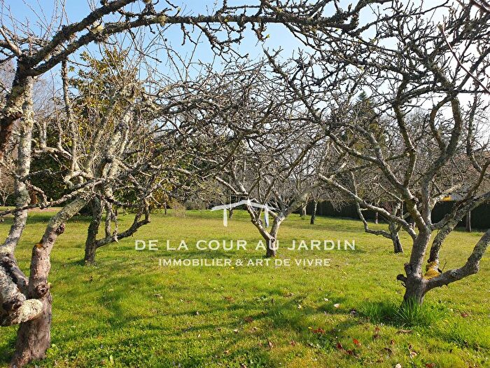 Maison à vendre - Piégut-Pluviers - 6 pièces - 4 chambres