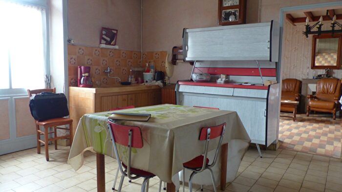Assais-les-Jumeaux - Maison 5 pièces à vendre