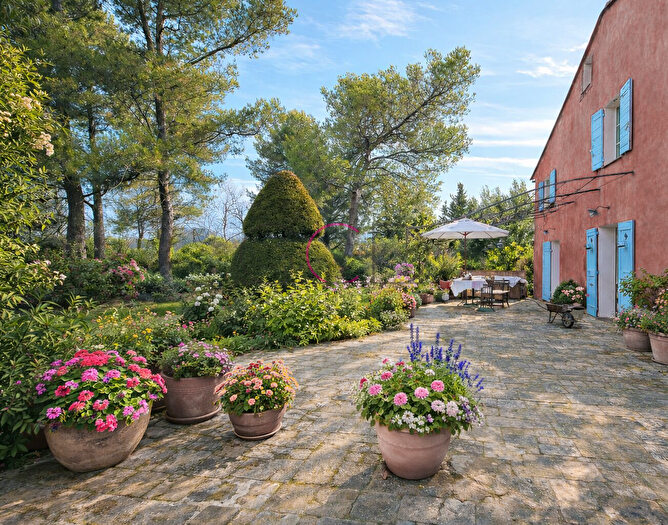 Aix-en-Provence, Saint-Donat, Les Platanes - Maison 6 pièces à vendre