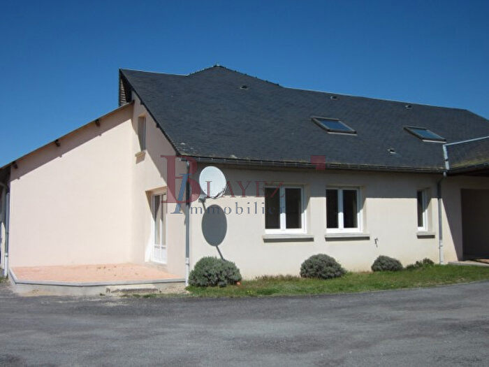 Maison 4 pièces à louer - Maussac