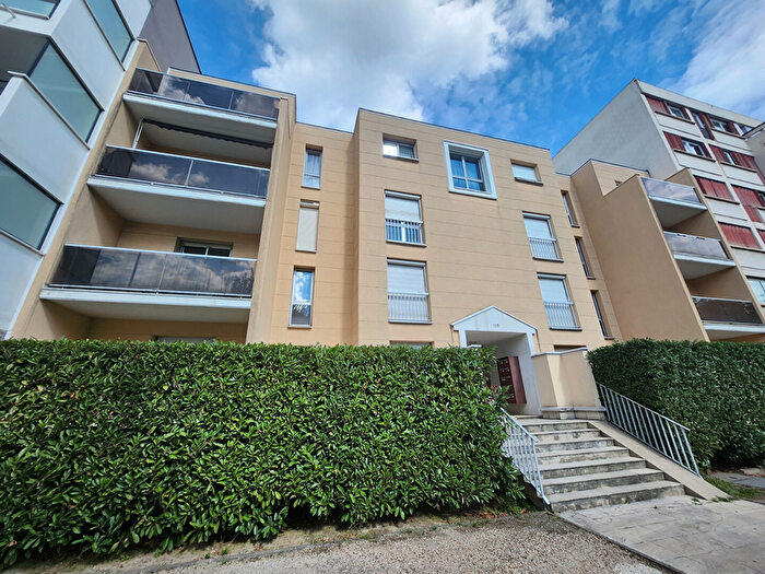 Appartement 3 pièces à Villemomble, Eglise, à vendre
