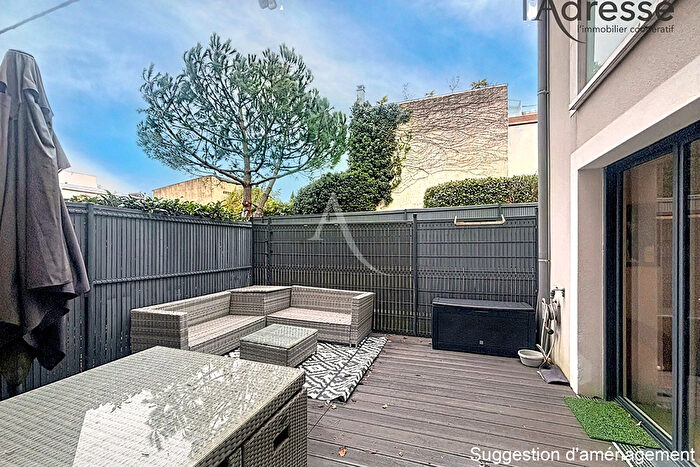 Appartement 3 pièces à Suresnes, République, à vendre