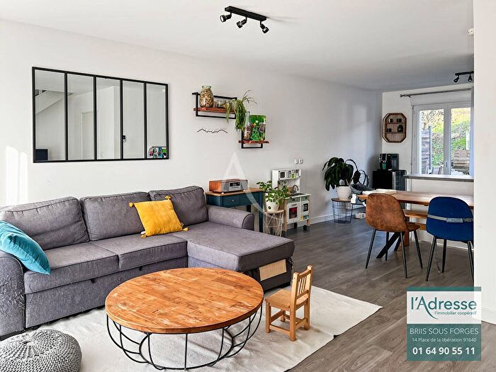 Maison à louer - Briis-sous-Forges - 4 pièces - 3 chambres