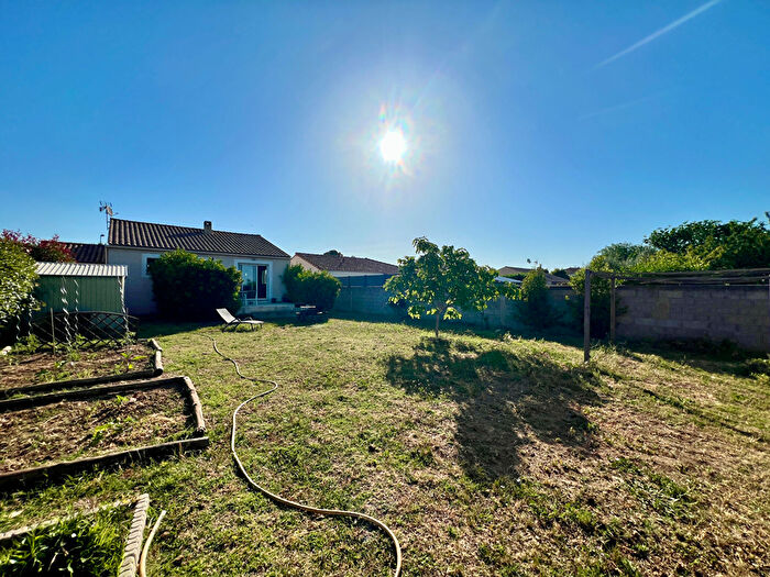 Maison 4 pièces à Valros, à vendre