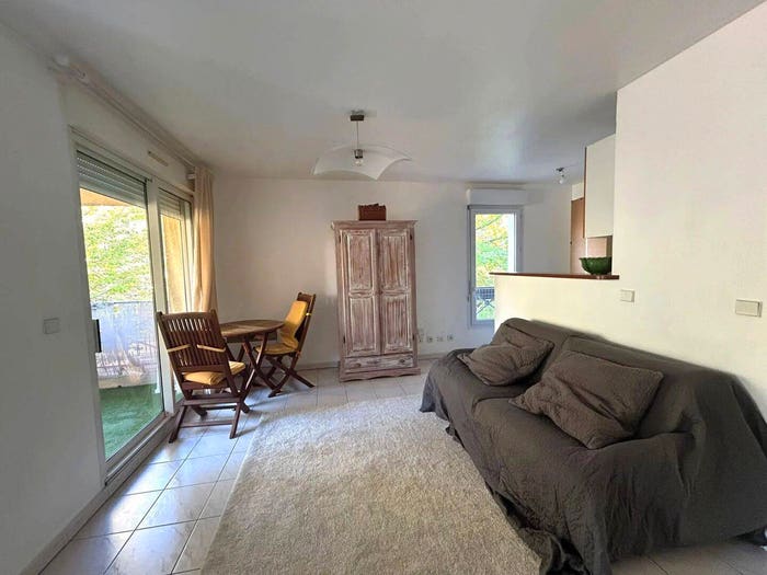 Appartement 1 pièce à louer à Saint Mitre les Granettes Pey Blanc, Aix-en-Provence