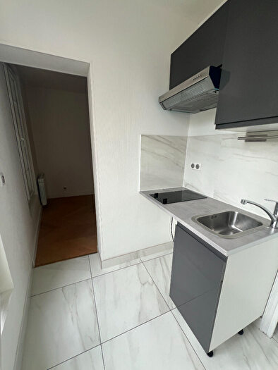 Appartement 1 pièce à Bois-Colombes, Mairie, Gare, à louer