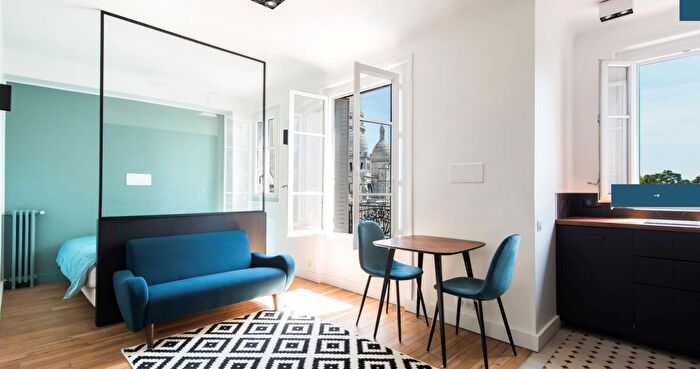 Appartement à louer - Montmartre, Paris ème arrondissement - 2 pièces - 1 chambre