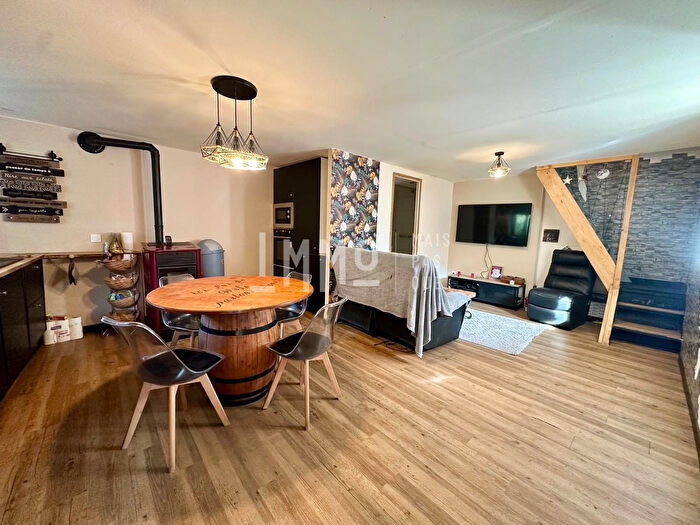 Maison 5 pièces à vendre à Montgirod