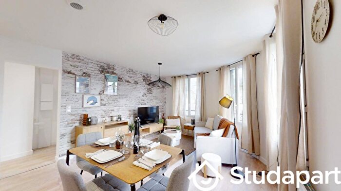 Appartement à louer - Hôtel de Ville, Saint-Nazaire - 1 pièce - 2 chambres