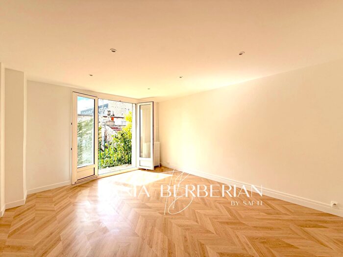 Suresnes, Centre-ville : Appartement 3 pièces à vendre